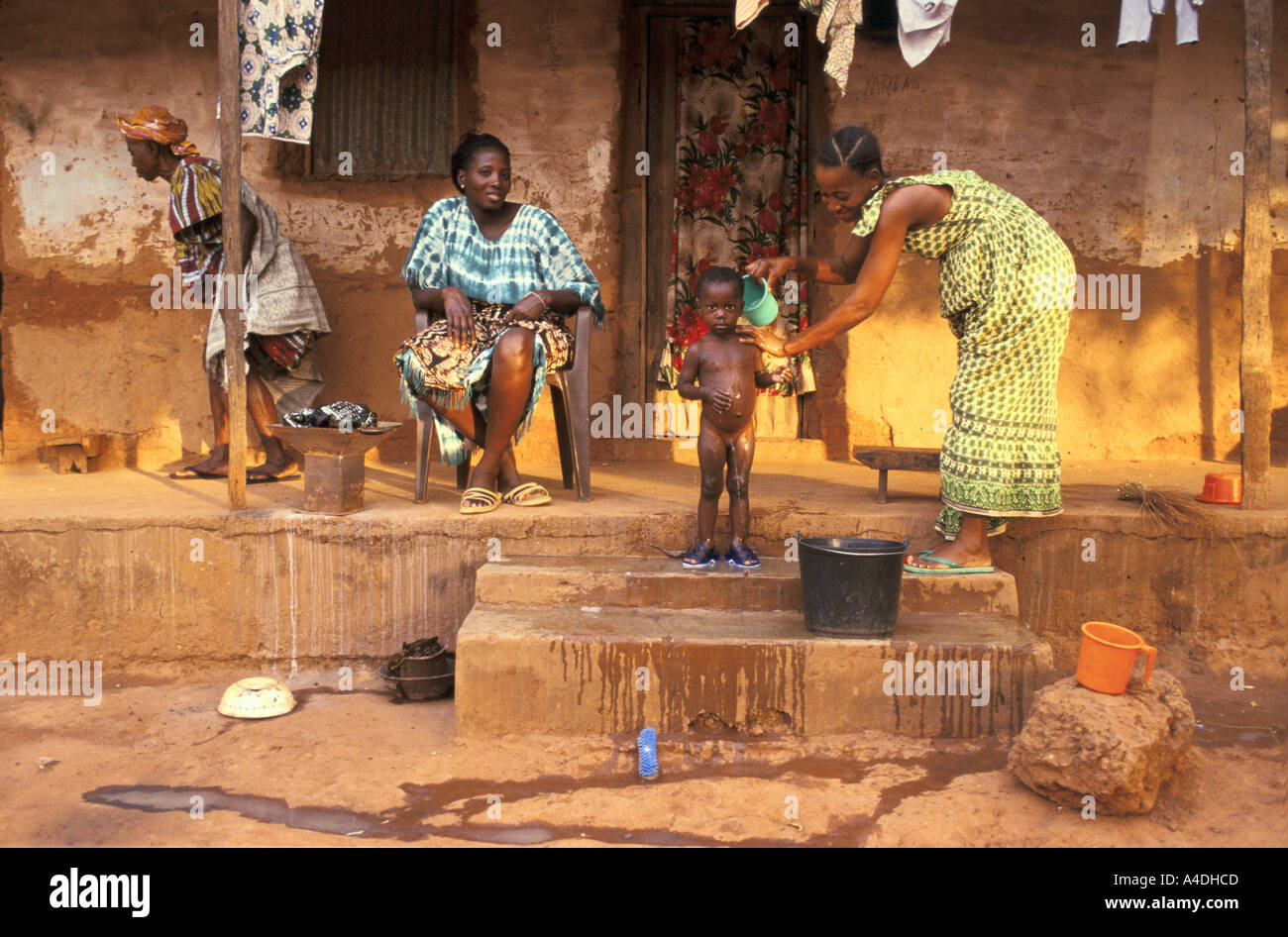 Communal bathing hi-res stock photography and images - Alamy