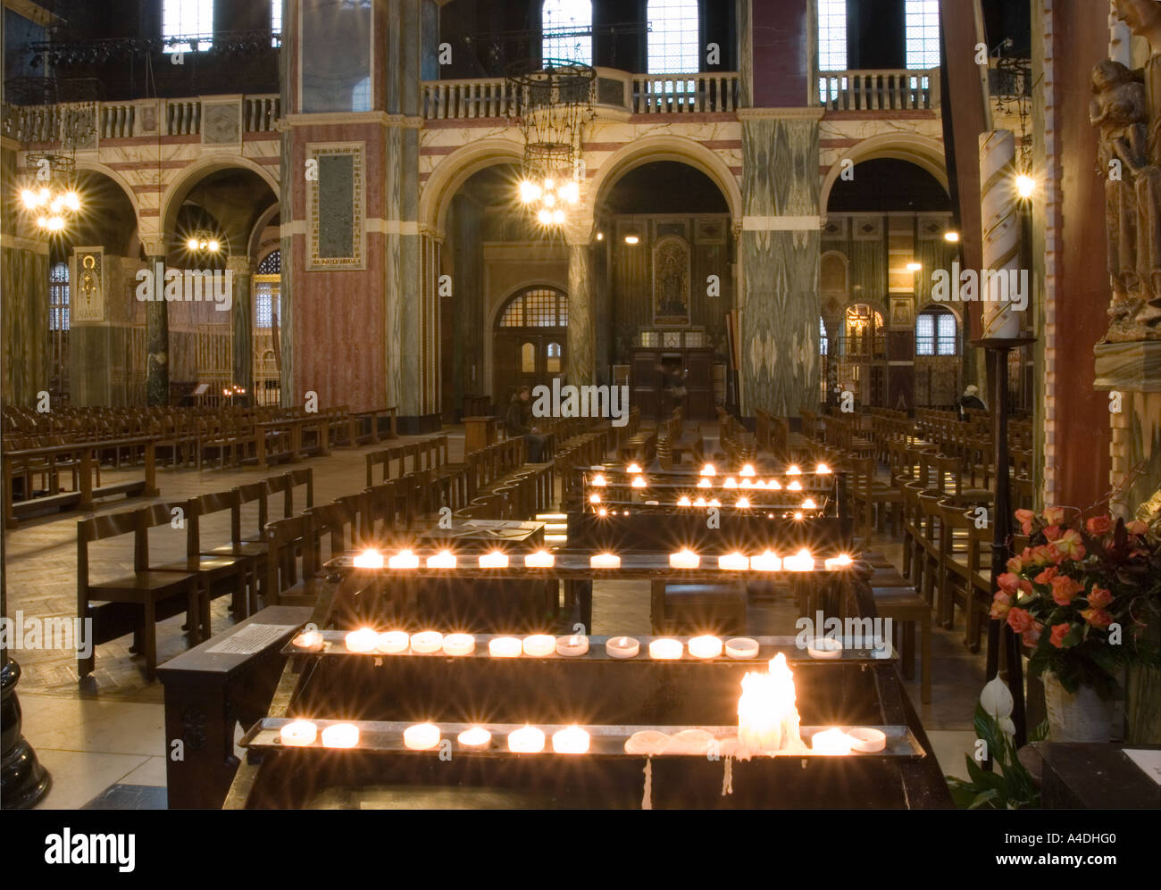 Roman style arch london hi-res stock photography and images - Alamy