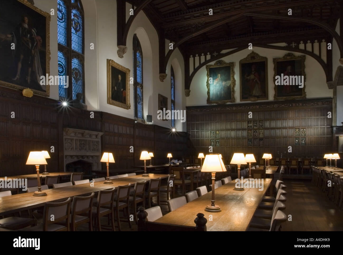 Student dining hall hi-res stock photography and images - Alamy
