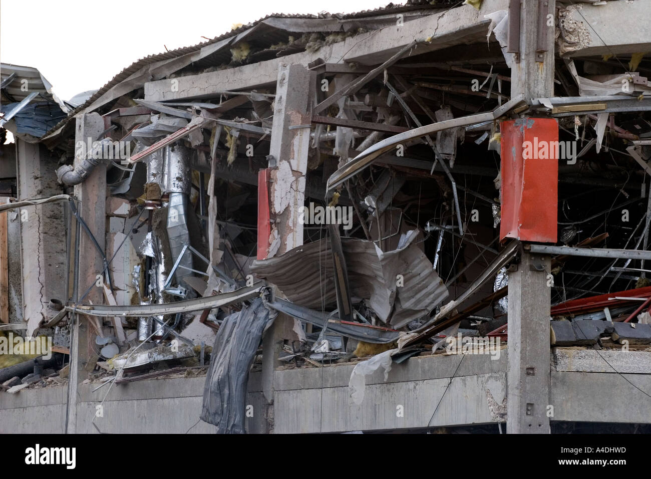 Destroyed office building buncefield oil hi-res stock photography and ...