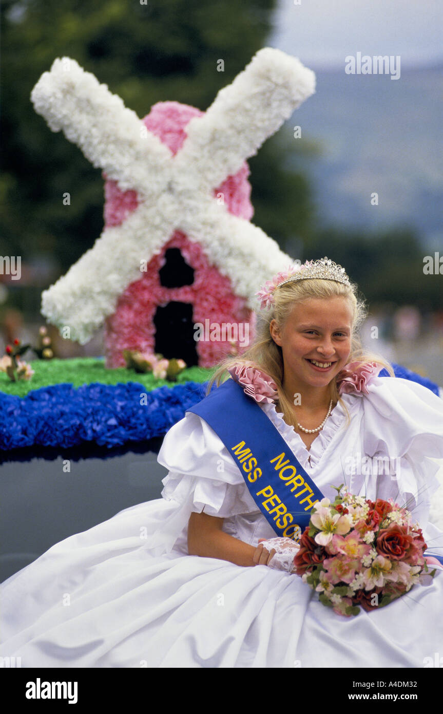 The carnival queen's float, Wakes Queen Festival, Bradwell village ...