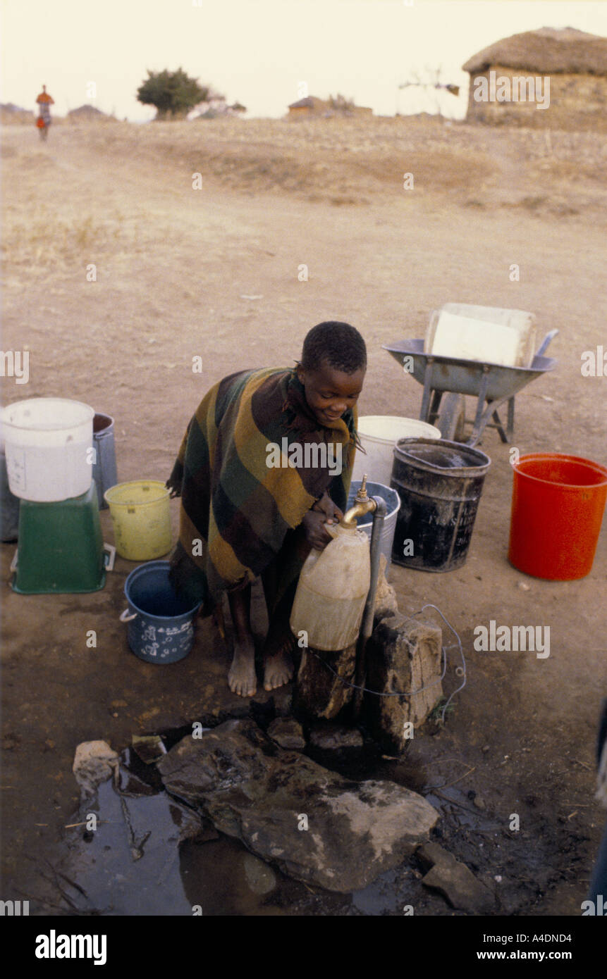 Filling buckets hi-res stock photography and images - Alamy