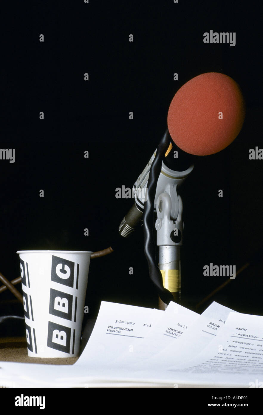 Bbc microphone hi-res stock photography and images - Alamy