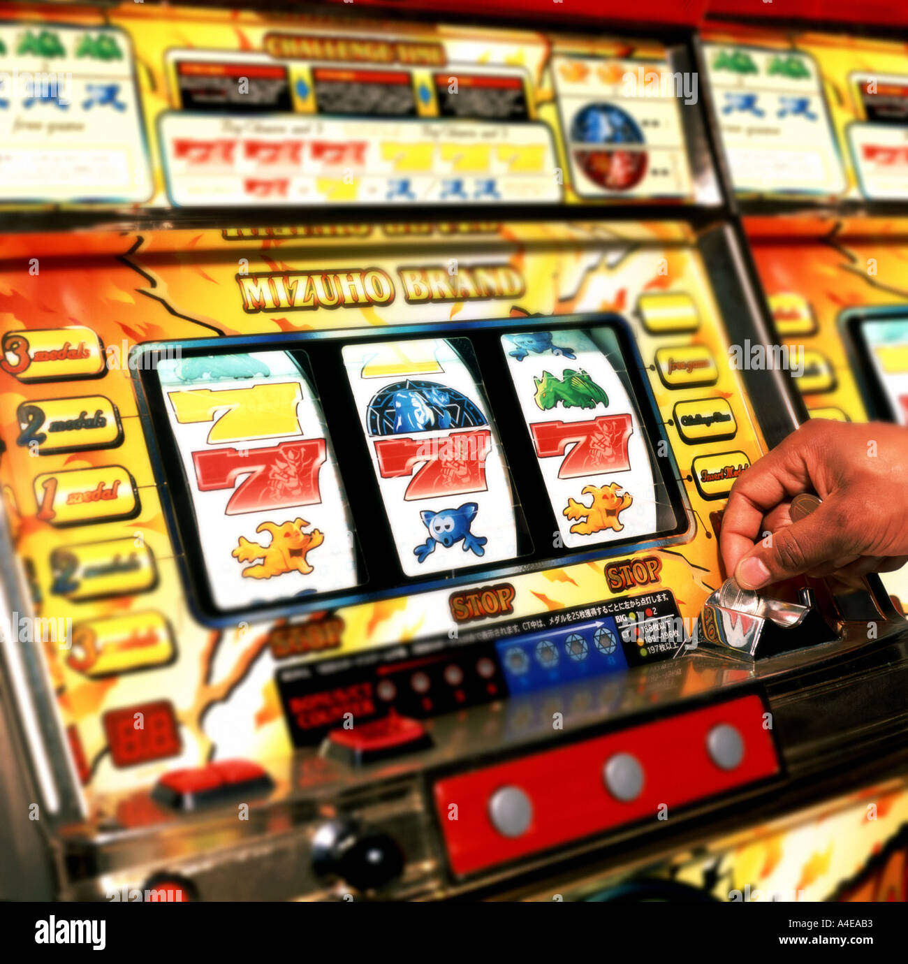 Penny slot machine hi-res stock photography and images - Alamy