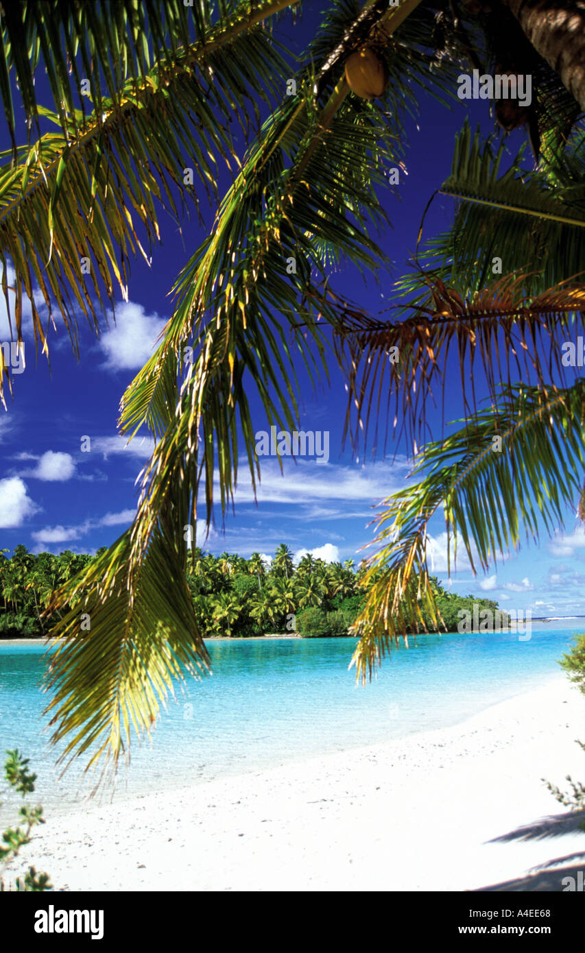 Cook Islands Aitutaki One Foot Island Stock Photo - Alamy