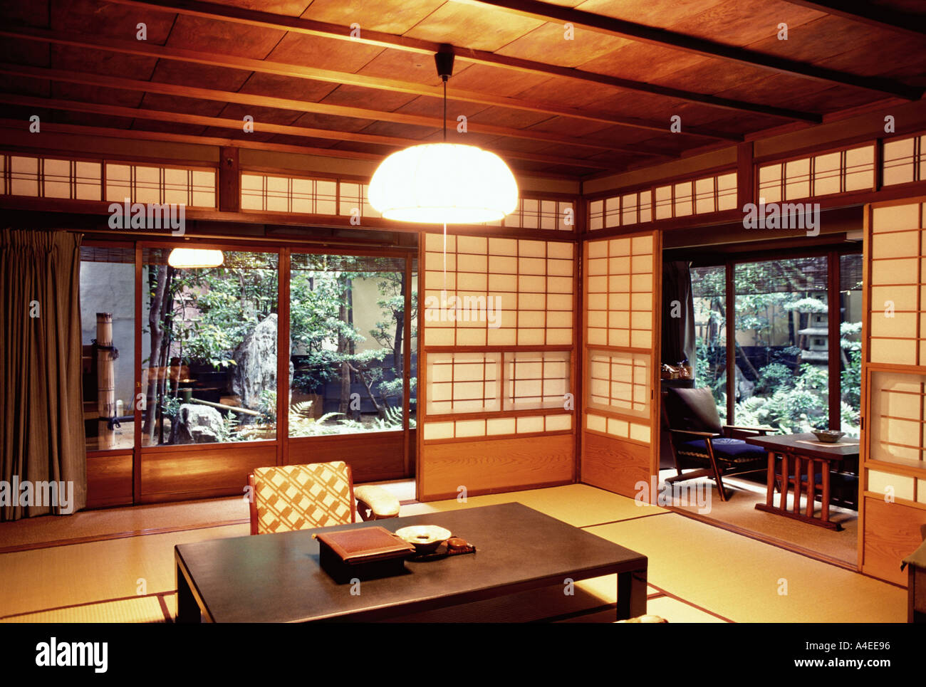 Ryokan inn kyoto hi-res stock photography and images - Alamy