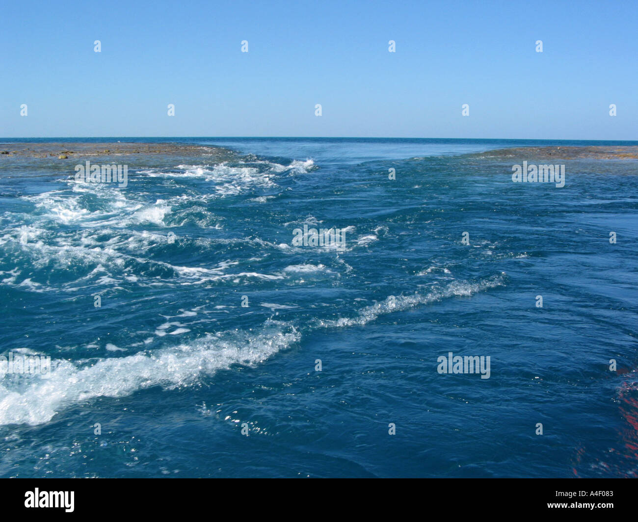 Tidal stream out of reef basin hi-res stock photography and images - Alamy