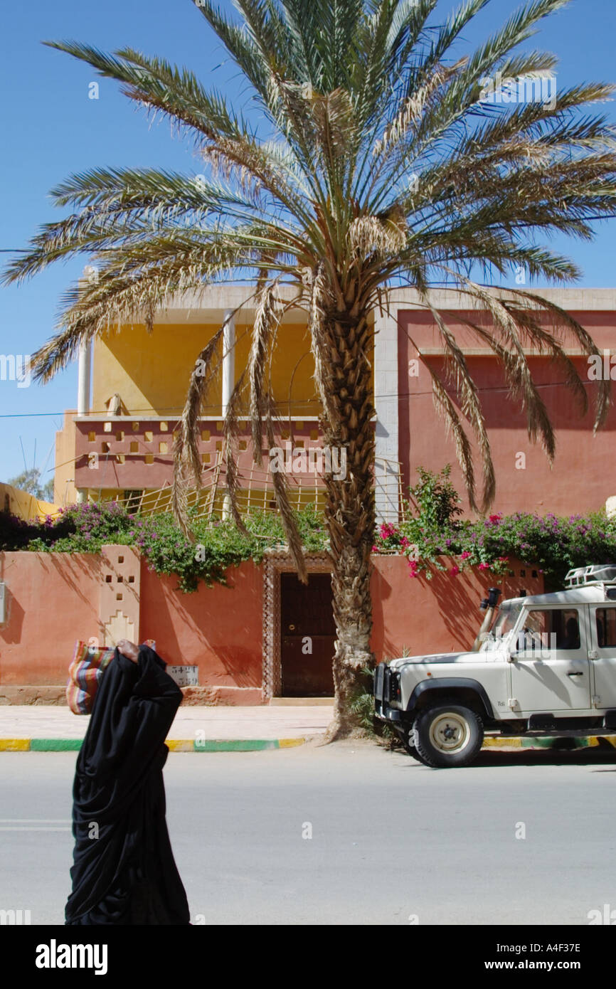 Street scene erfoud morocco hi-res stock photography and images - Alamy