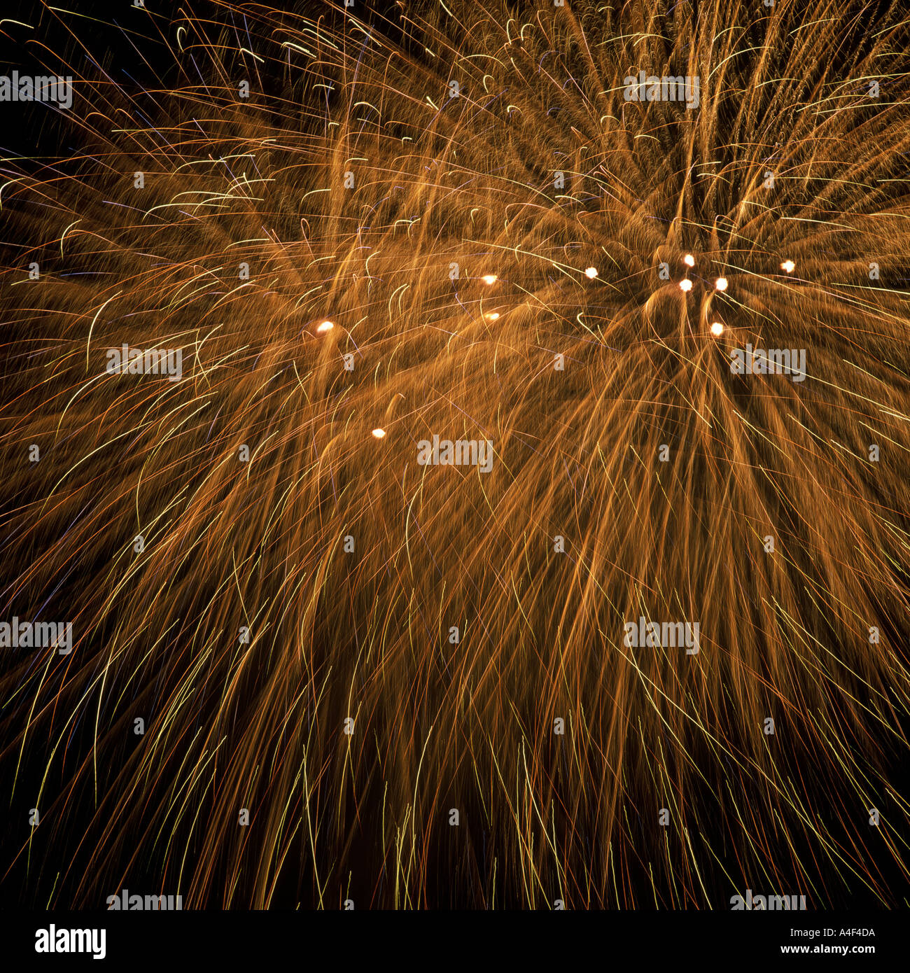 Silver gold fireworks hi-res stock photography and images - Alamy