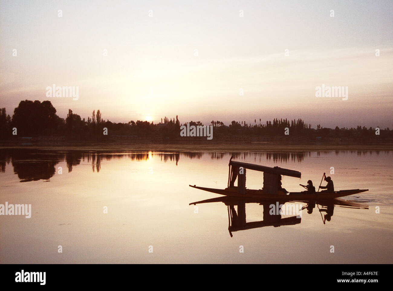 Nagin lake hi-res stock photography and images - Alamy