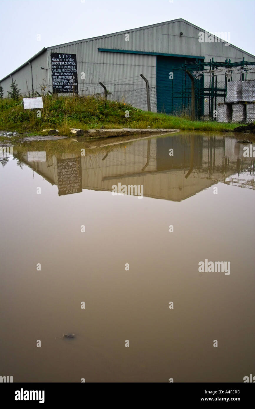 Rain outside large puddle hi-res stock photography and images - Alamy