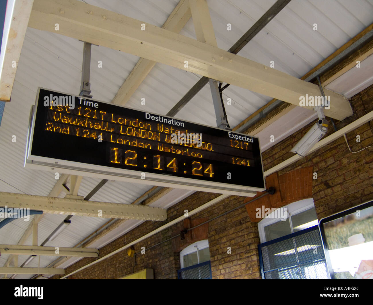 train destination board departures at a railway station Stock Photo - Alamy