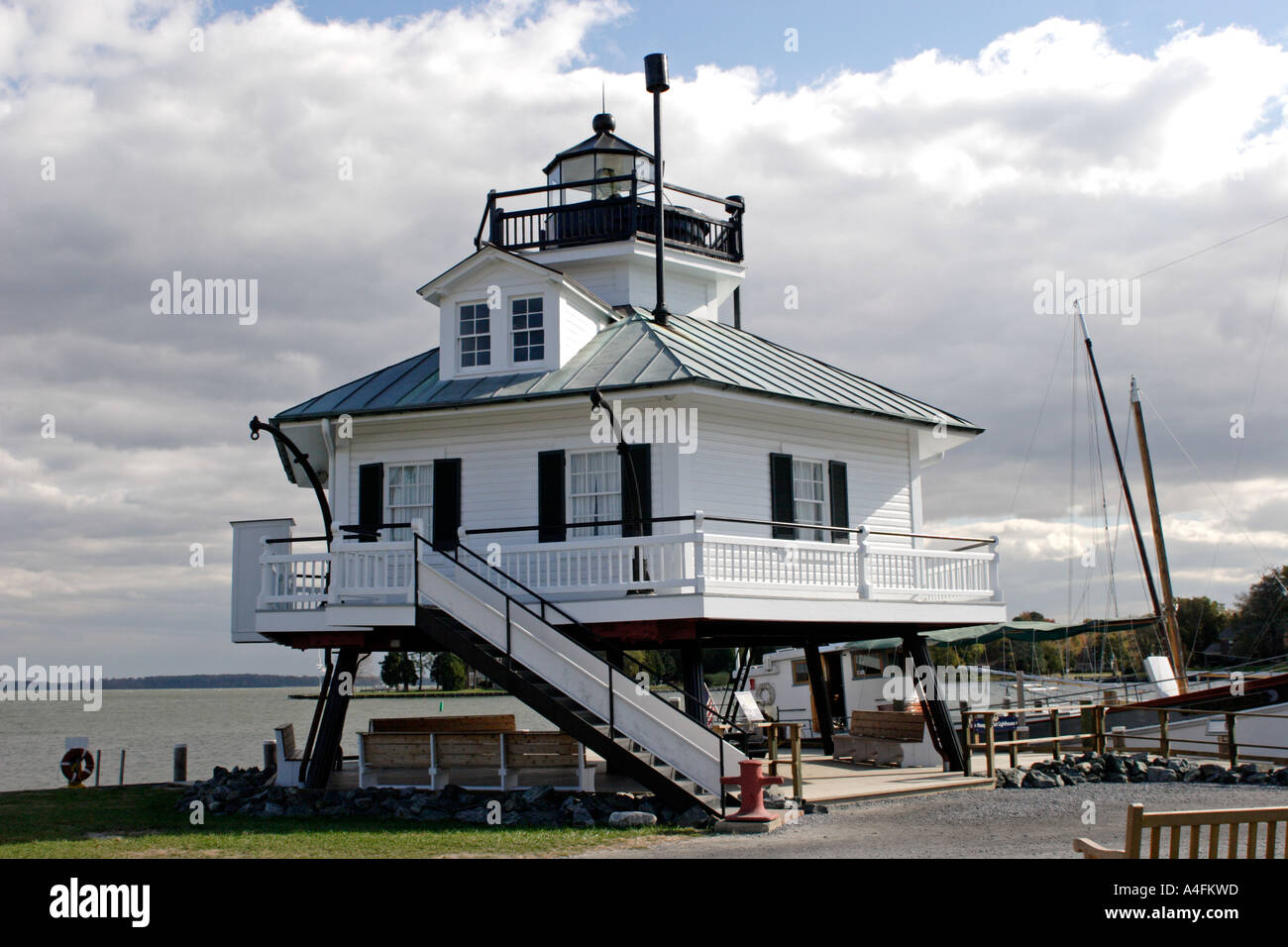 Hooper straight lighthouse hi-res stock photography and images - Alamy