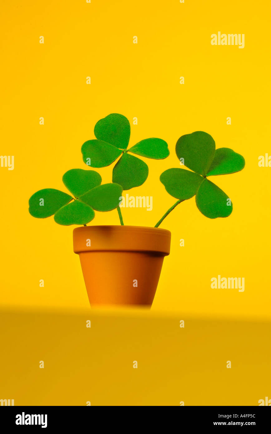 Klee symbol hi-res stock photography and images - Alamy