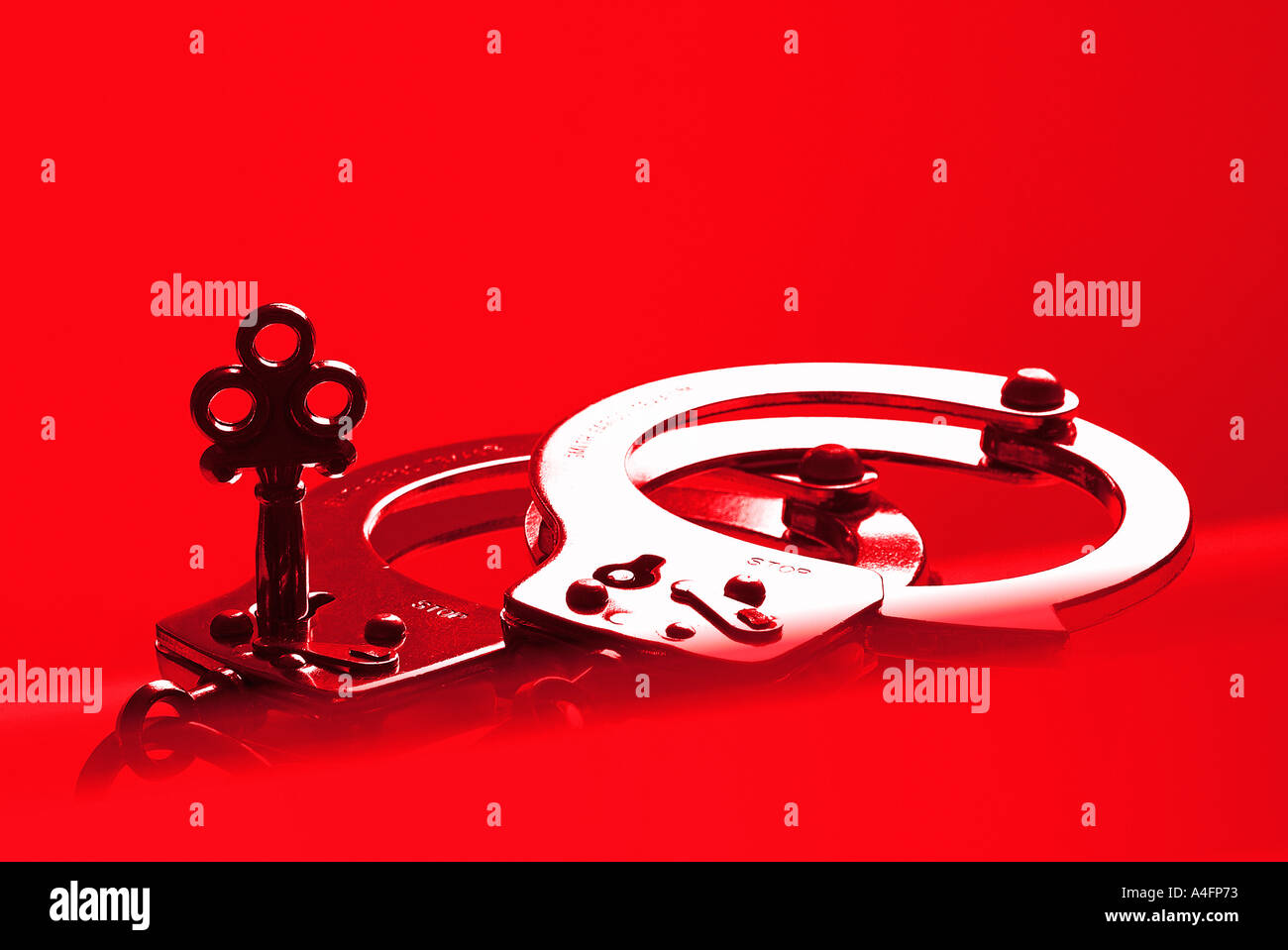 Handschellen hi-res stock photography and images - Alamy