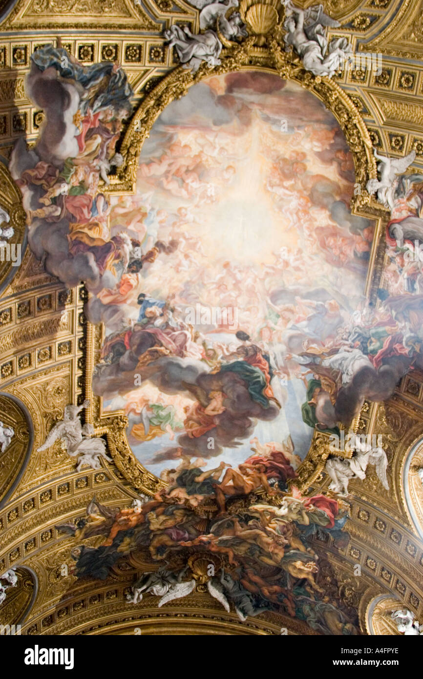 vatican museum ceiling Stock Photo - Alamy