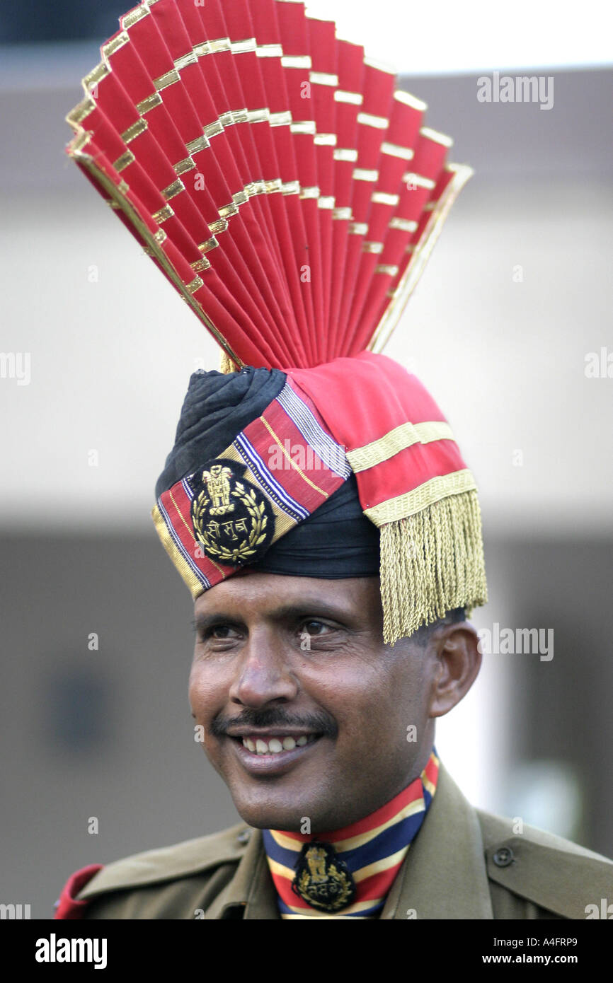 Indian border guard Attari near Amritsar India Stock Photo - Alamy