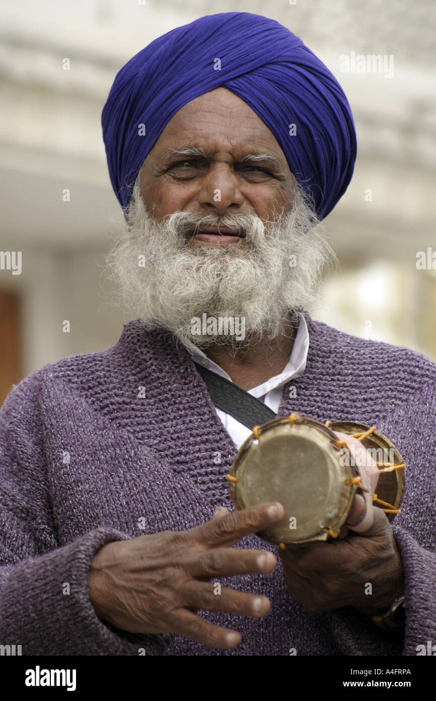 Dhadi hi-res stock photography and images - Alamy
