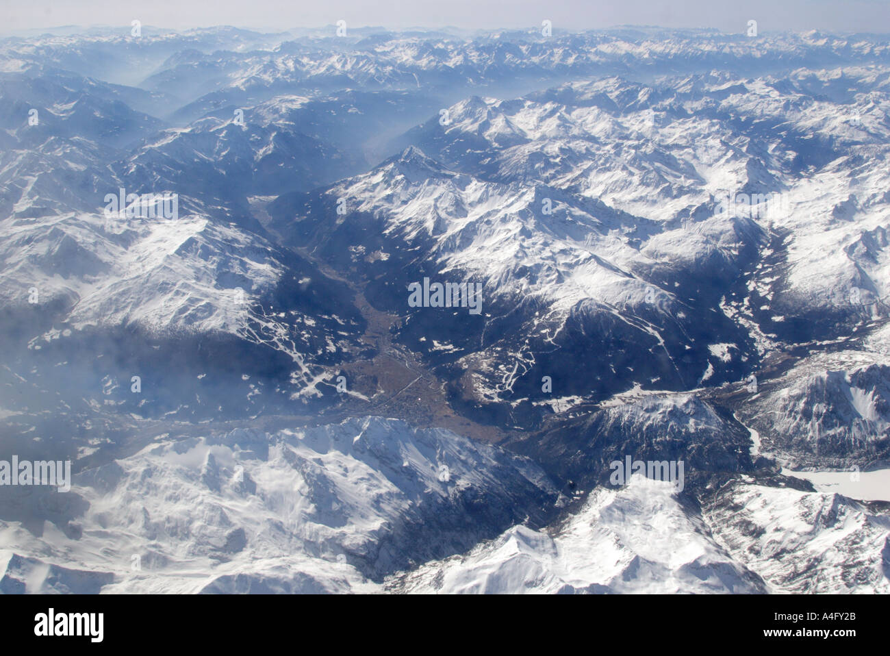 Lombardy italy mountain resort valleys hi-res stock photography and ...