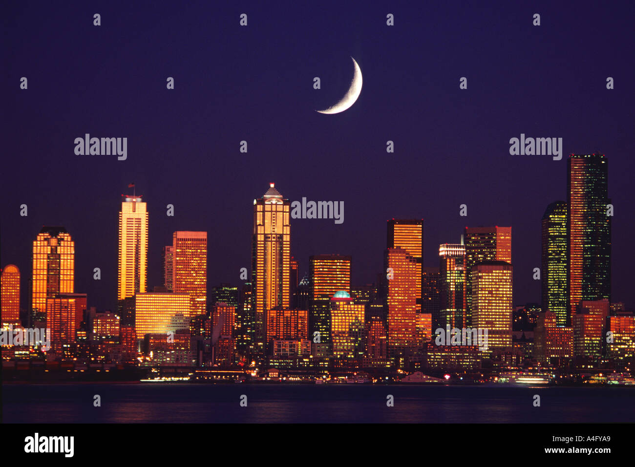 Moon over downtown Seattle Stock Photo - Alamy