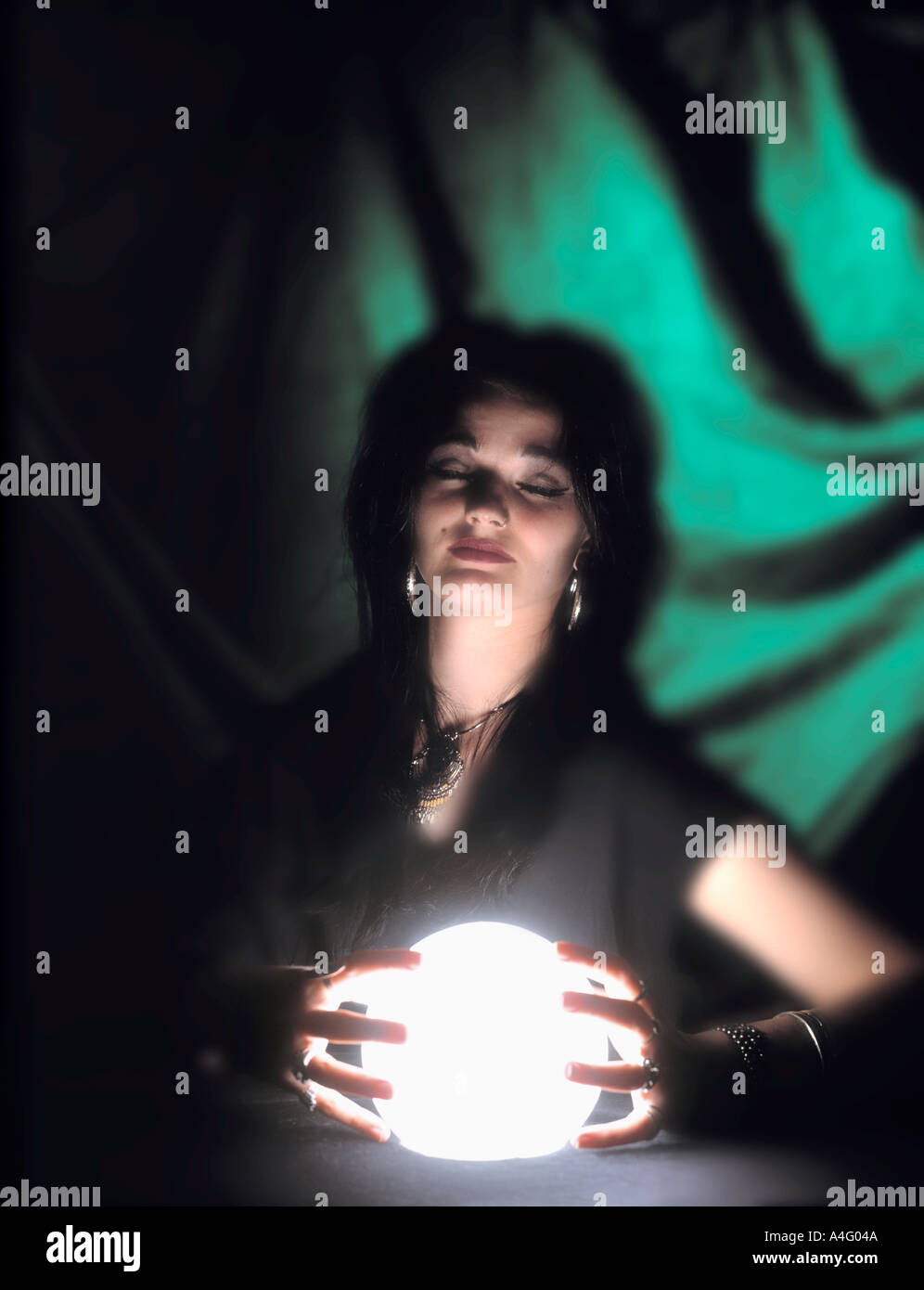 Fortune teller vertical hi-res stock photography and images - Alamy