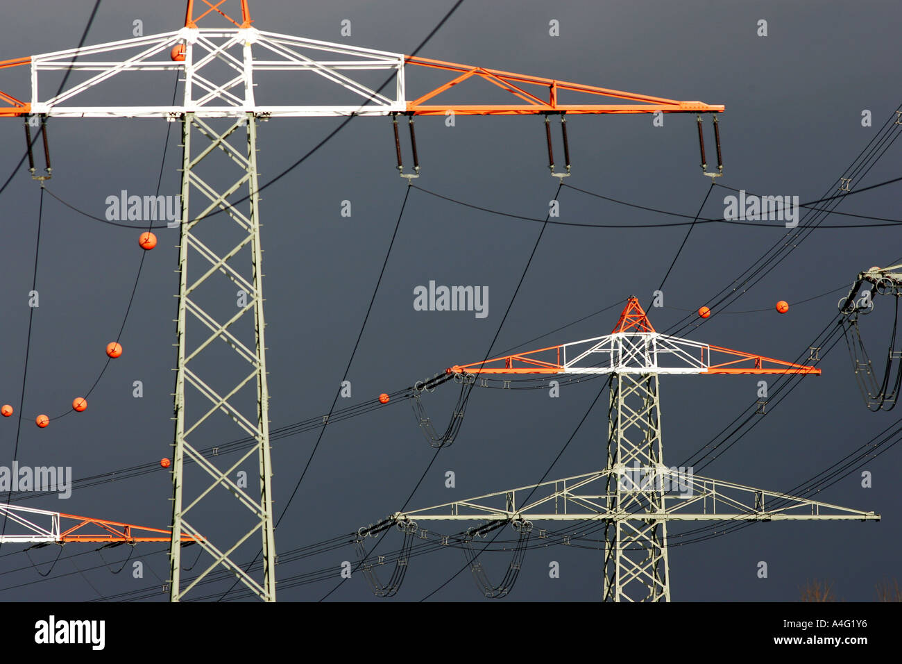 DEU, Federal Republic of Germany, : High voltage transmission lines ...