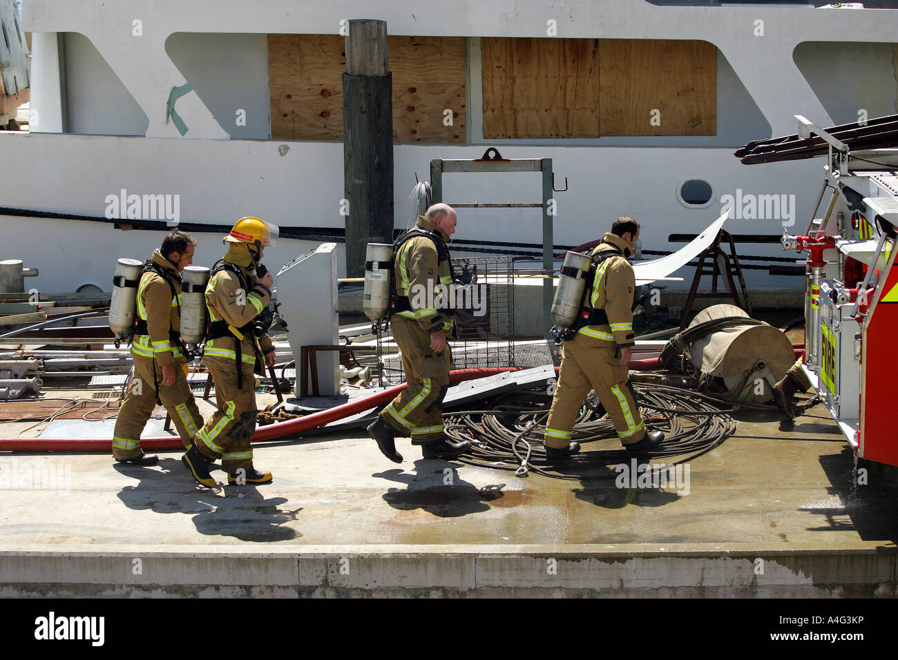 Island fire service hi-res stock photography and images - Alamy