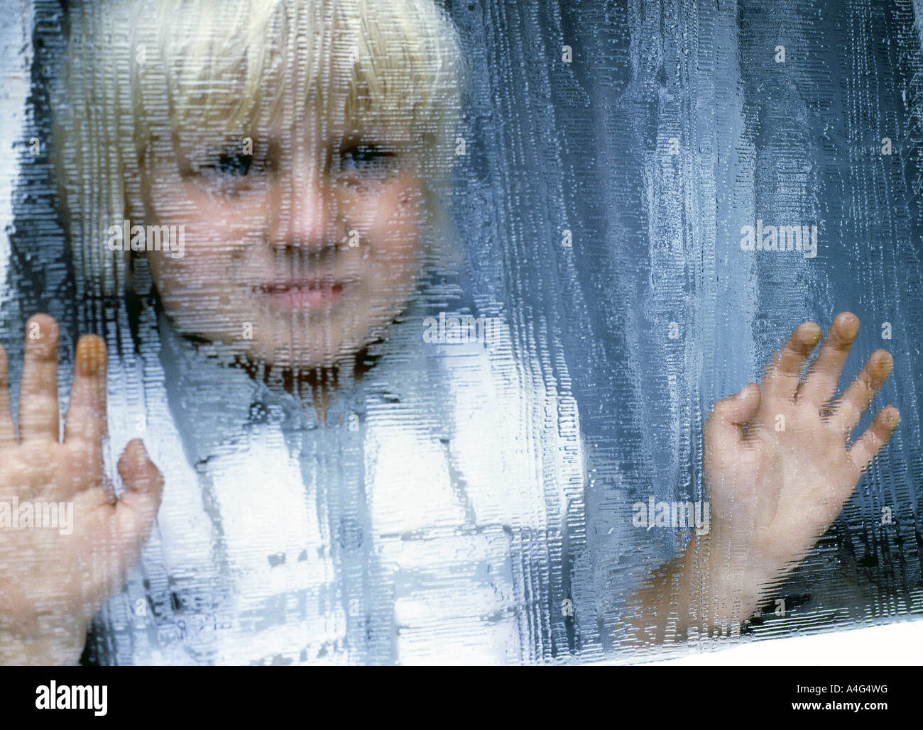 Face pressed against glass hi-res stock photography and images - Alamy