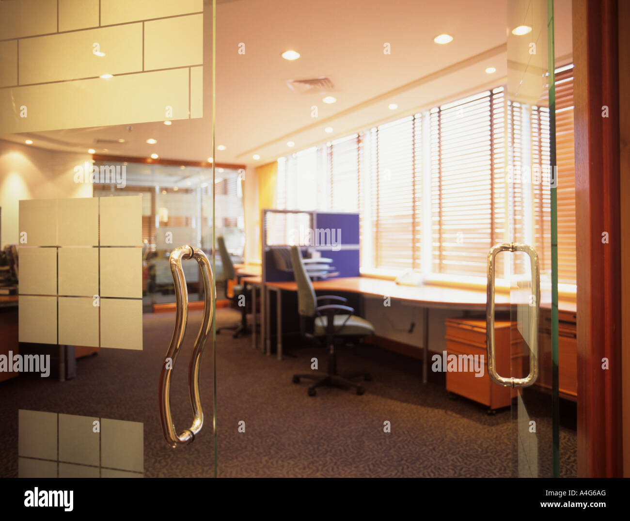Empty Office - New Office Stock Photo - Alamy