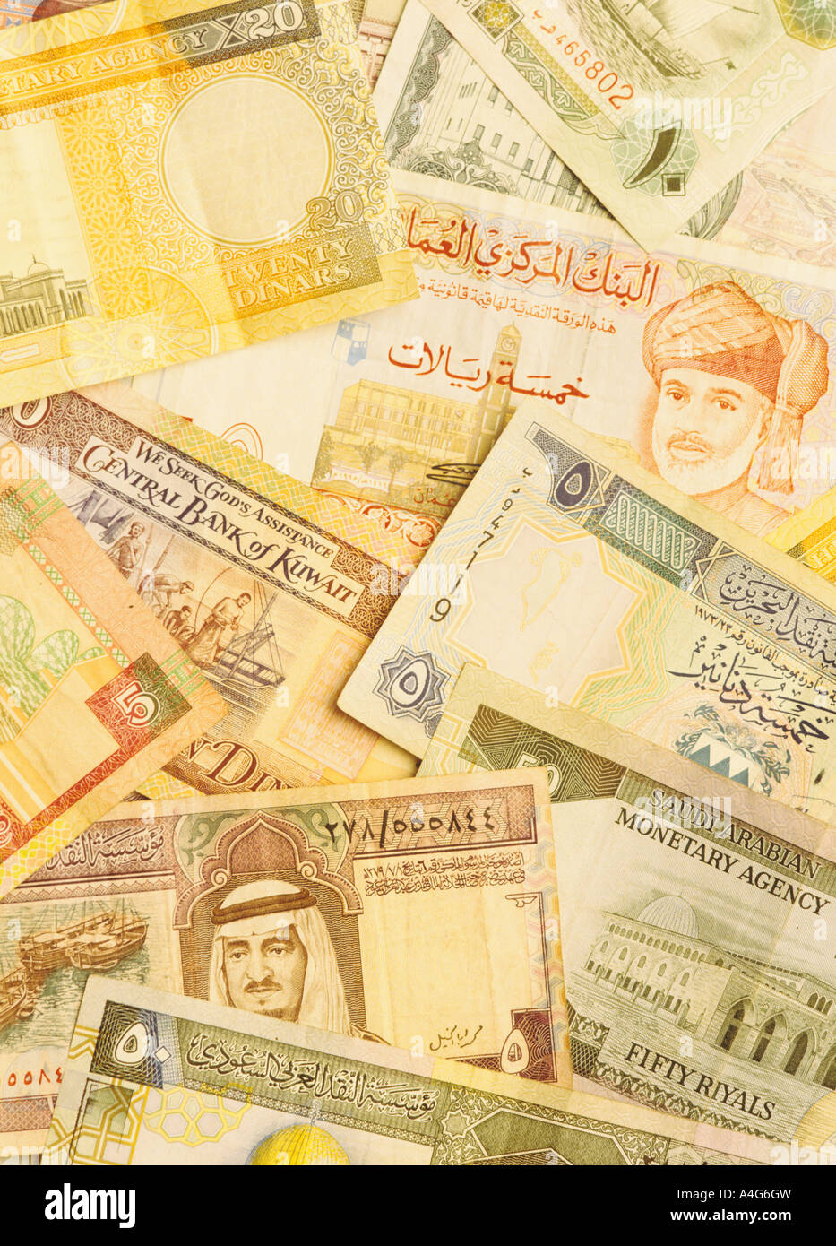 Gcc currency hi-res stock photography and images - Alamy