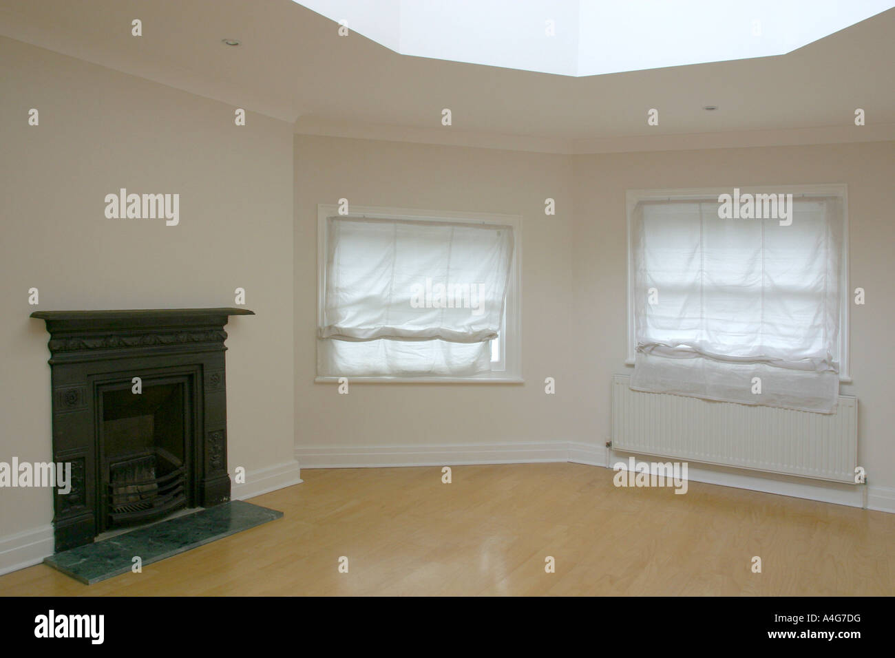 Flat south london hi-res stock photography and images - Alamy