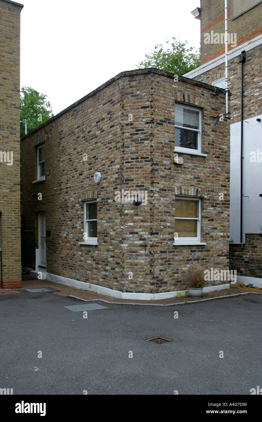Small block of apartment flats in South London GB UK Stock Photo - Alamy