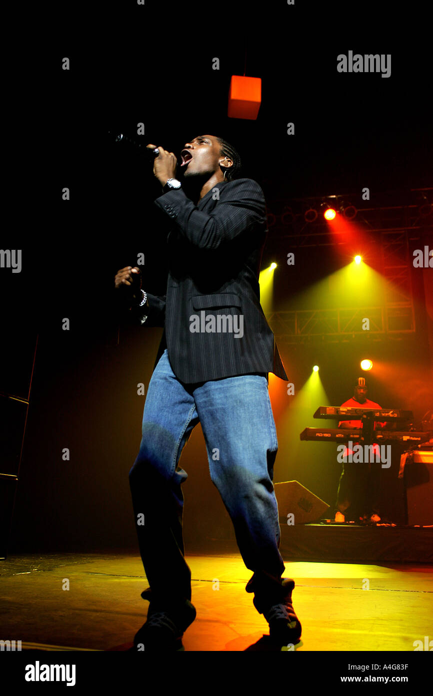 Singer lemar hi-res stock photography and images - Alamy