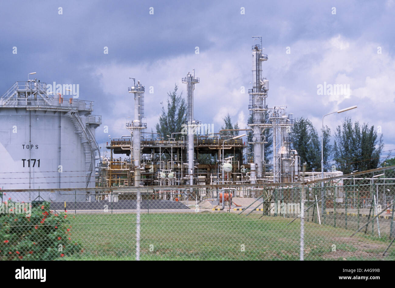 Oil Refinery Brunei Stock Photo - Alamy