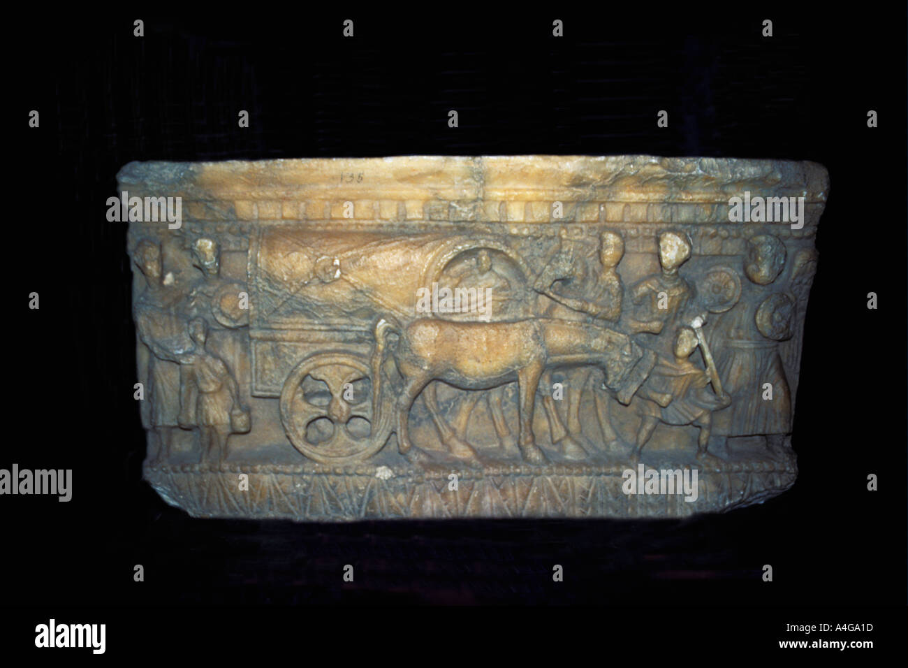 Funerary urn etruscan hi-res stock photography and images - Alamy