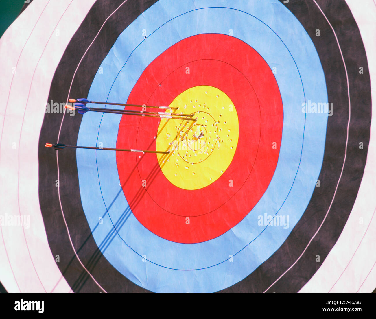 Hitting the target hi-res stock photography and images - Alamy