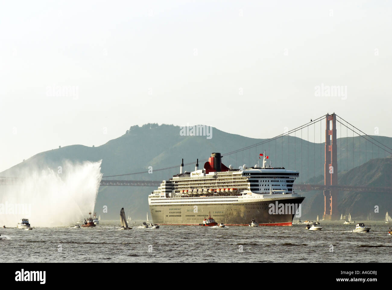 Golden gate bridge alissa everett hi-res stock photography and images ...