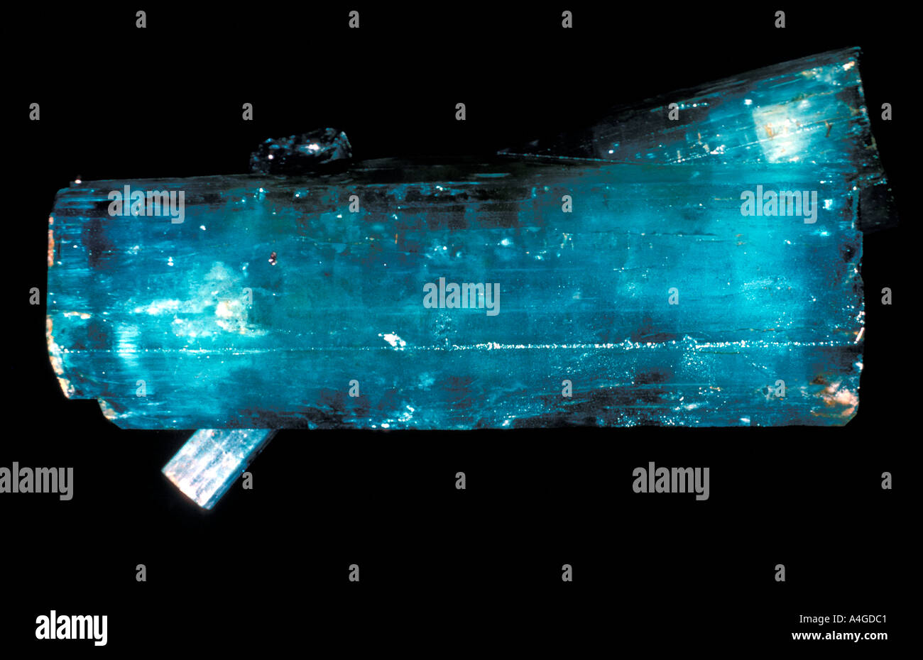 SCIENCE GEOLOGY Crystal Stock Photo - Alamy