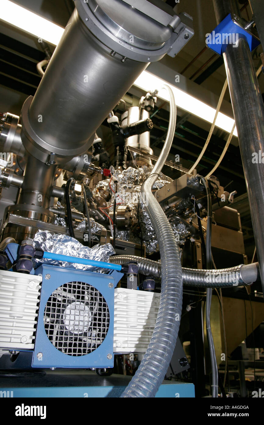 Molecular beam epitaxy system, used for semiconductor research, at the ...