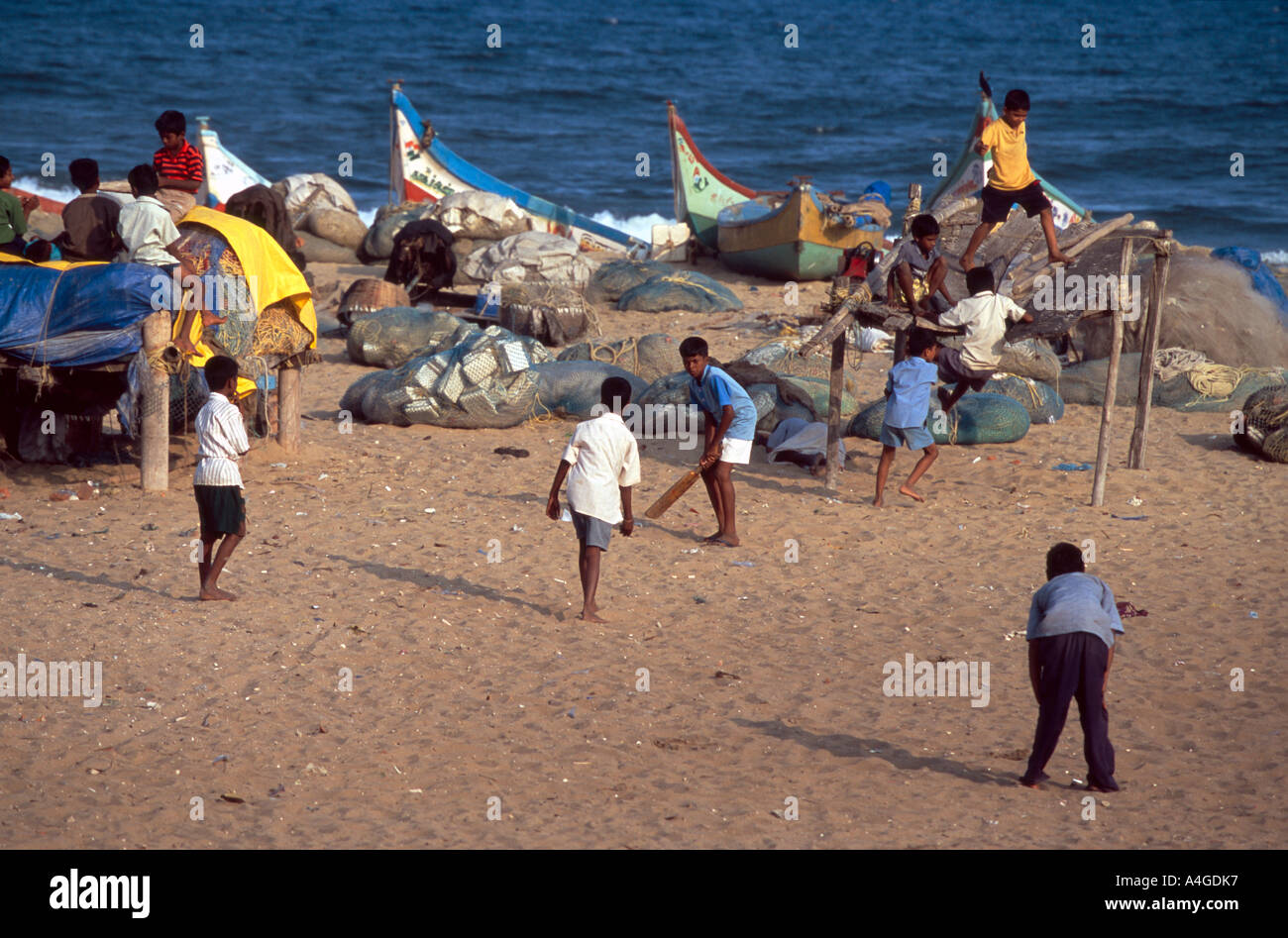 India, sand, cricket hi-res stock photography and images - Alamy