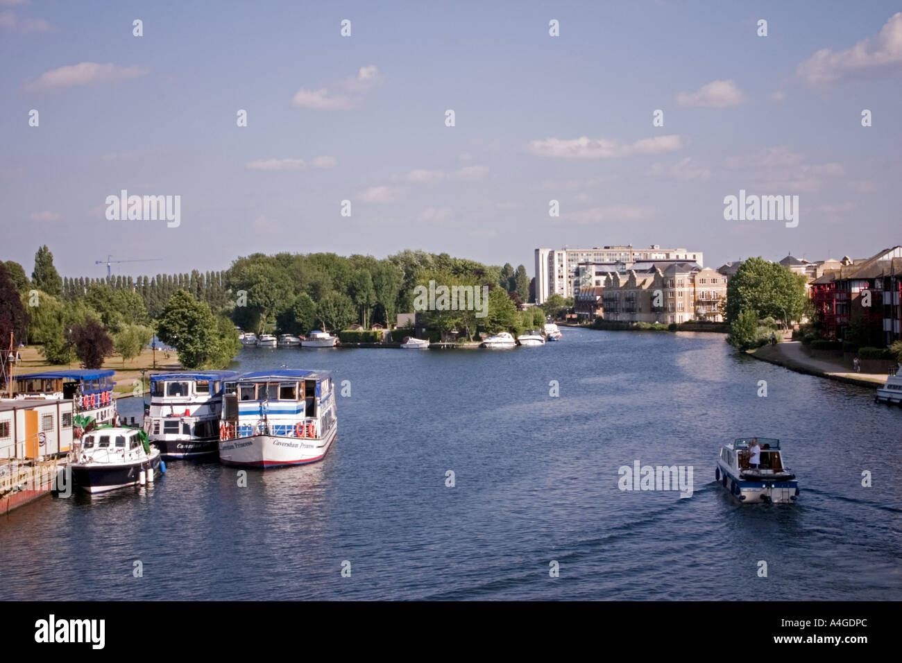Reading berkshire river hi-res stock photography and images - Alamy