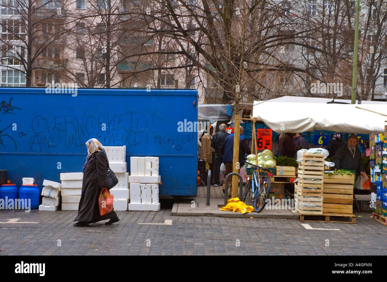 Multiculturalism germany turkish hi-res stock photography and images ...