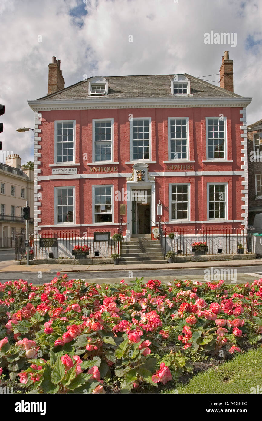 York England UK The Red House 1714 in Duncombe Place Stock Photo - Alamy
