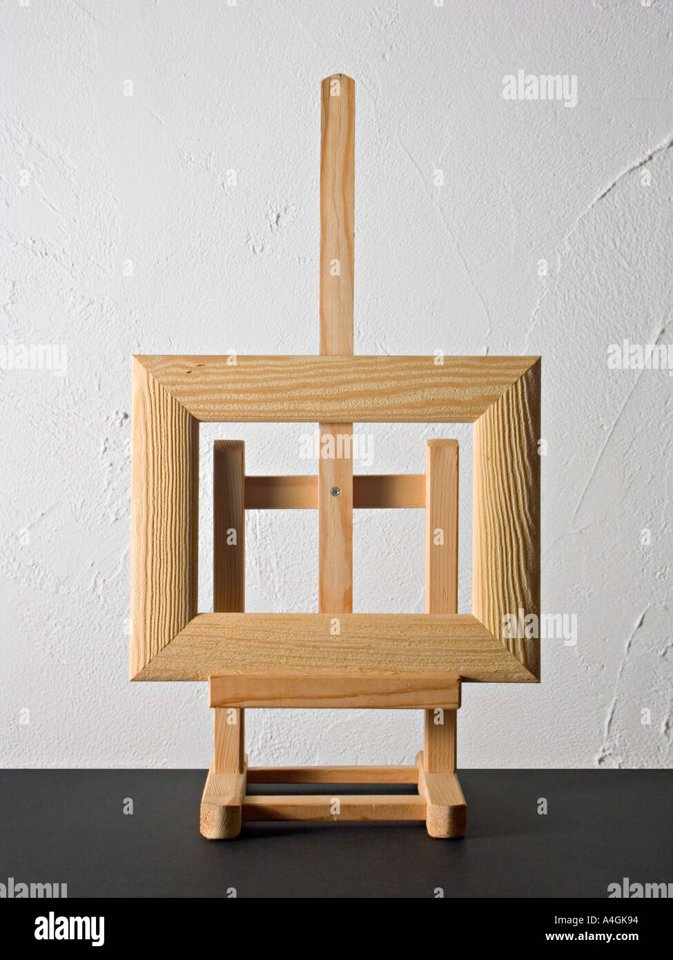 A picture frame on an easel Stock Photo - Alamy