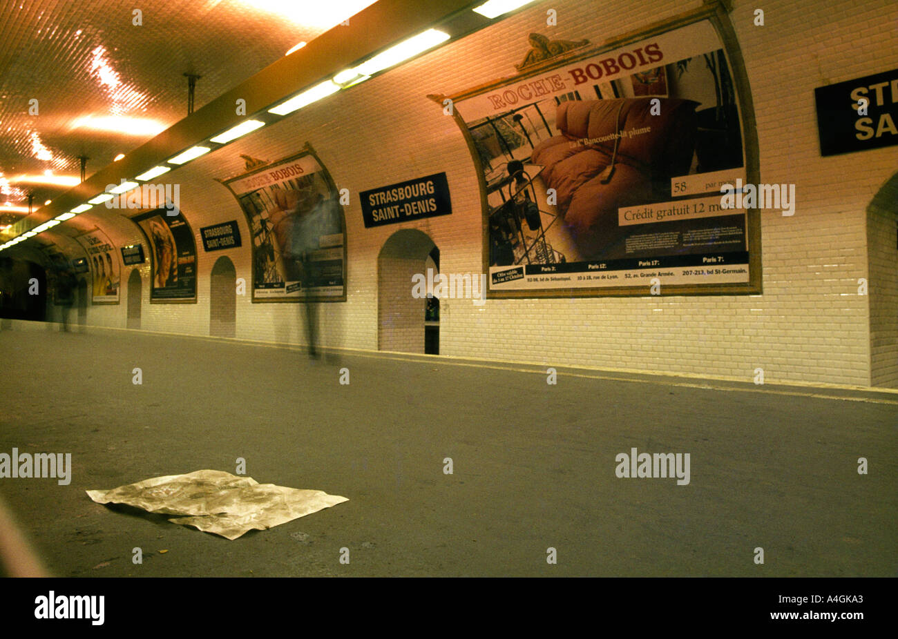 France Paris inside Strasbourg St Denis Metro Station Stock Photo - Alamy