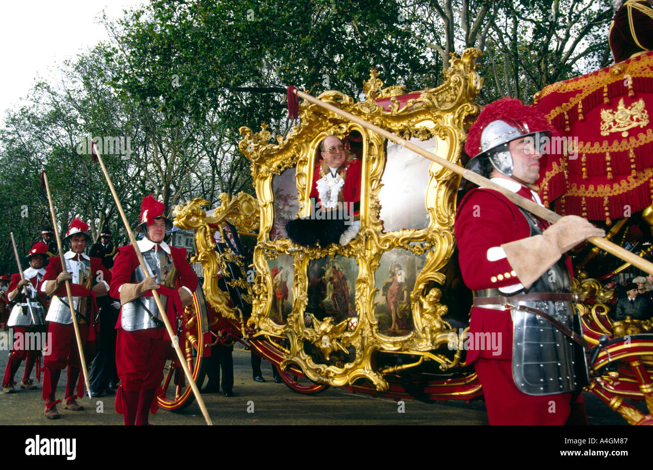 UK London Lord Mayors Show Lord Mayor in his carriage Stock Photo - Alamy