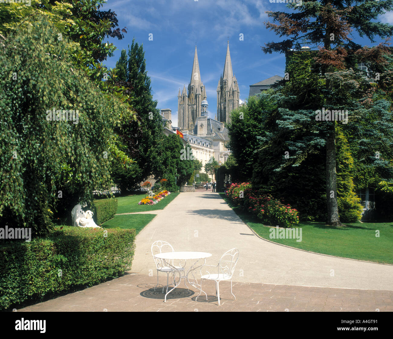 Manche table hi-res stock photography and images - Alamy