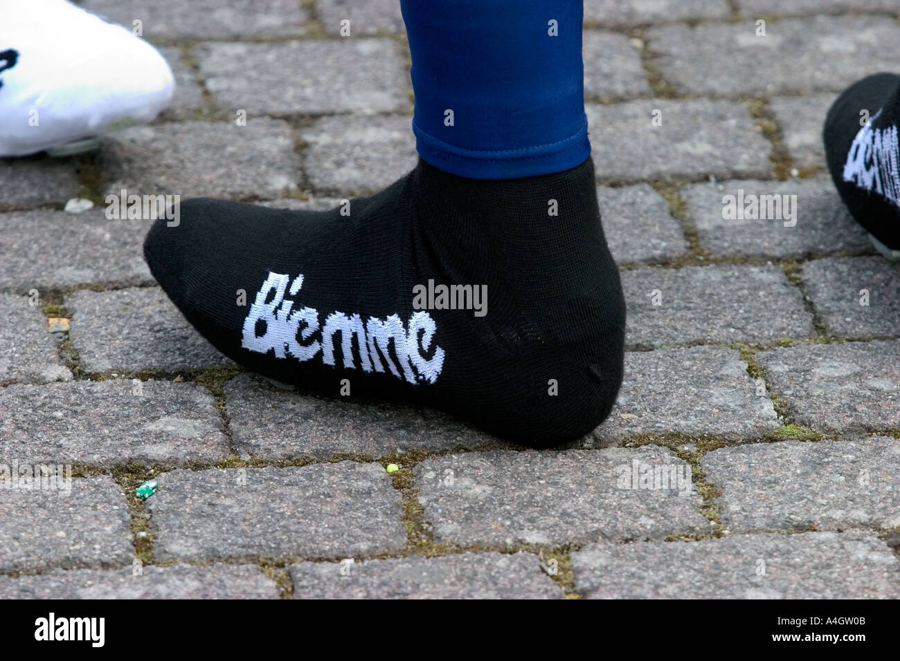 Cyclist Feet and shoes of racing cyclist Stock Photo - Alamy