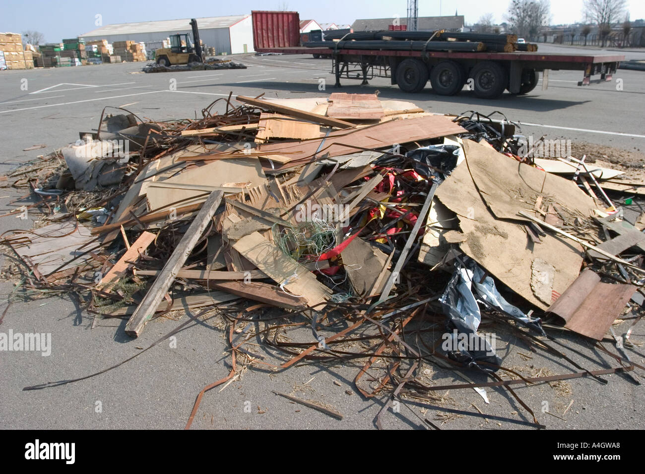 Single use plastics pile hi-res stock photography and images - Alamy