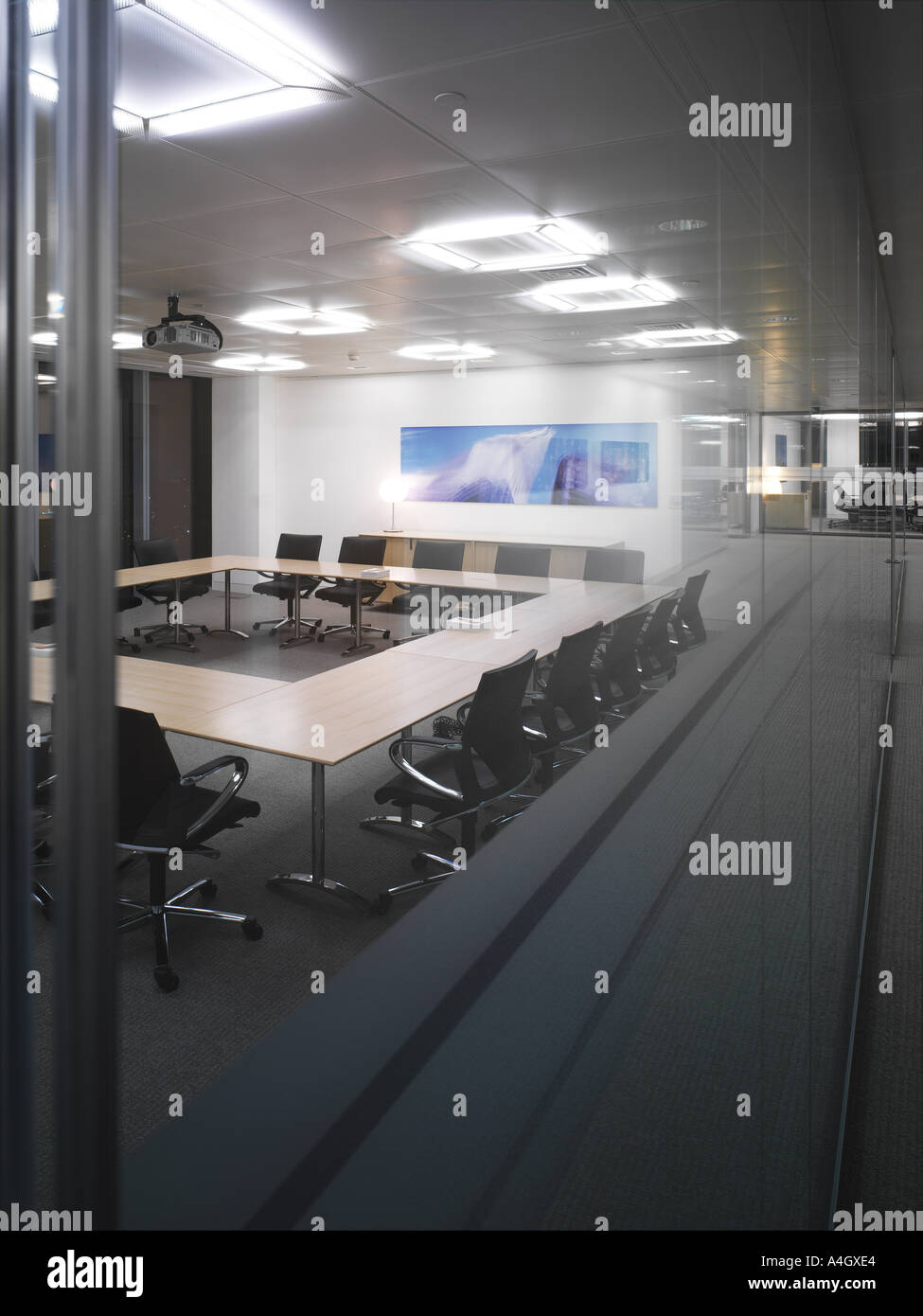 Barclays canary wharf interior hi-res stock photography and images - Alamy